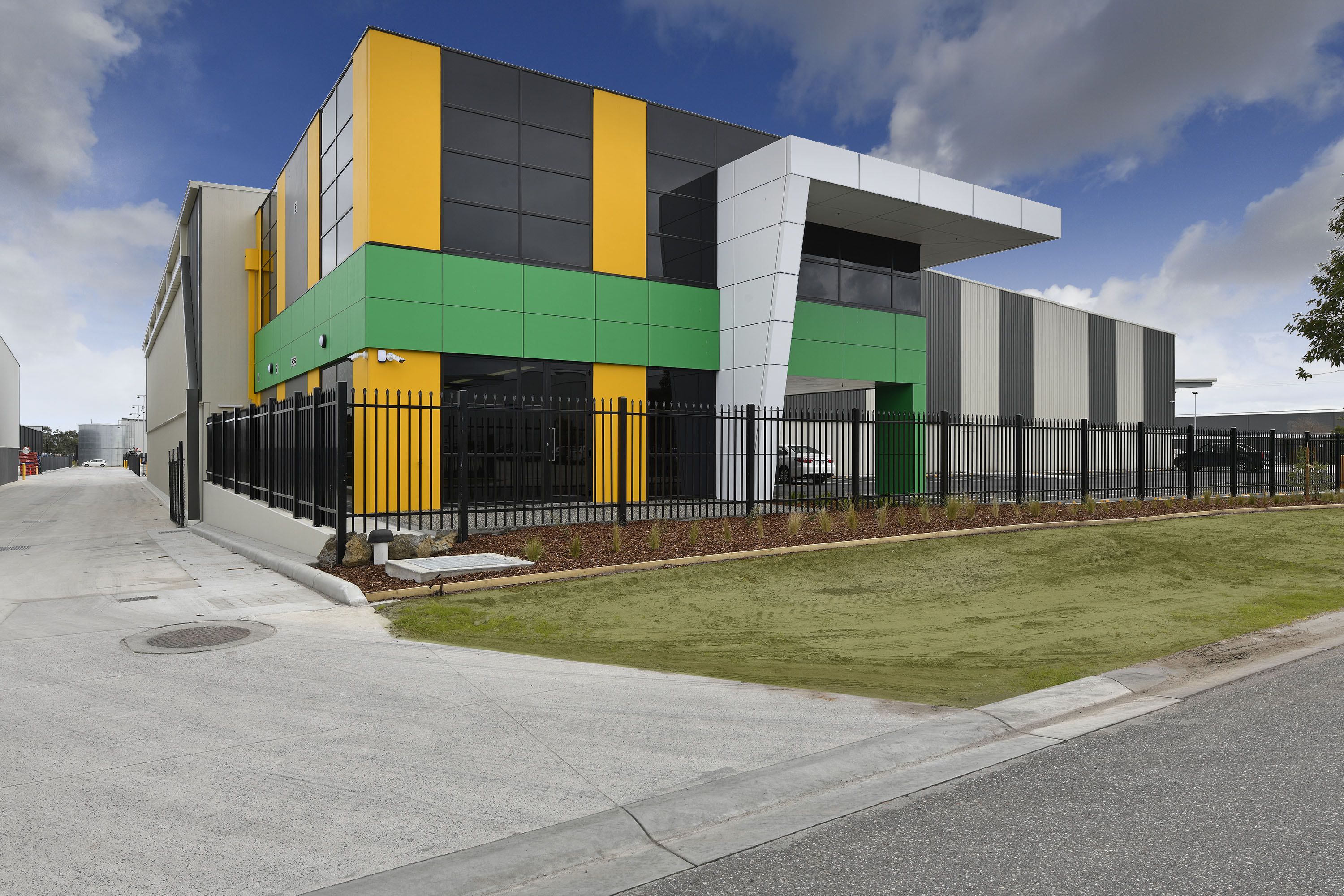 Defries Industries, Innovation Park - Pellicano